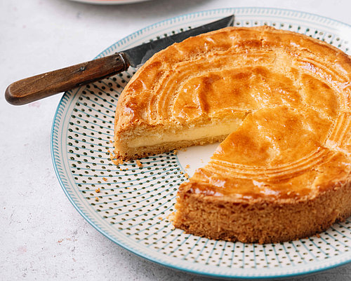 La Fête du GÂTEAU BASQUE, une tradition gourmande - Les Petites Affiches 64